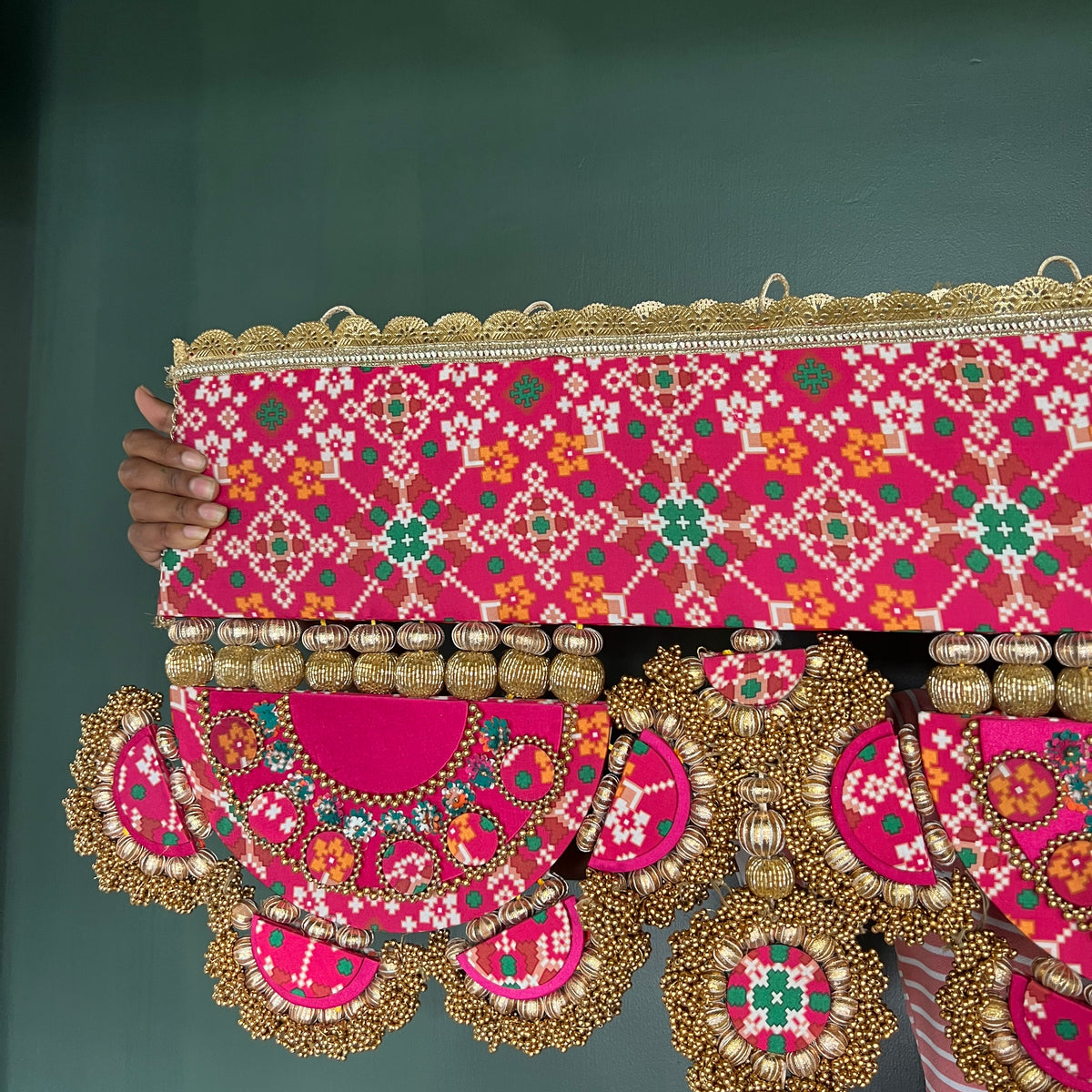 IBHI's AMBAJI TORAN: Classic Pink & Orange Navratna Patola